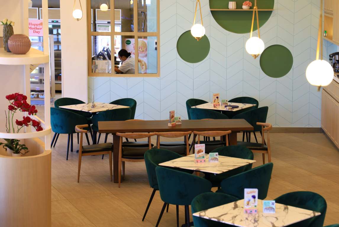 Conti's Bakeshop & Restaurant | Delightful Cakes & Signature Dishes